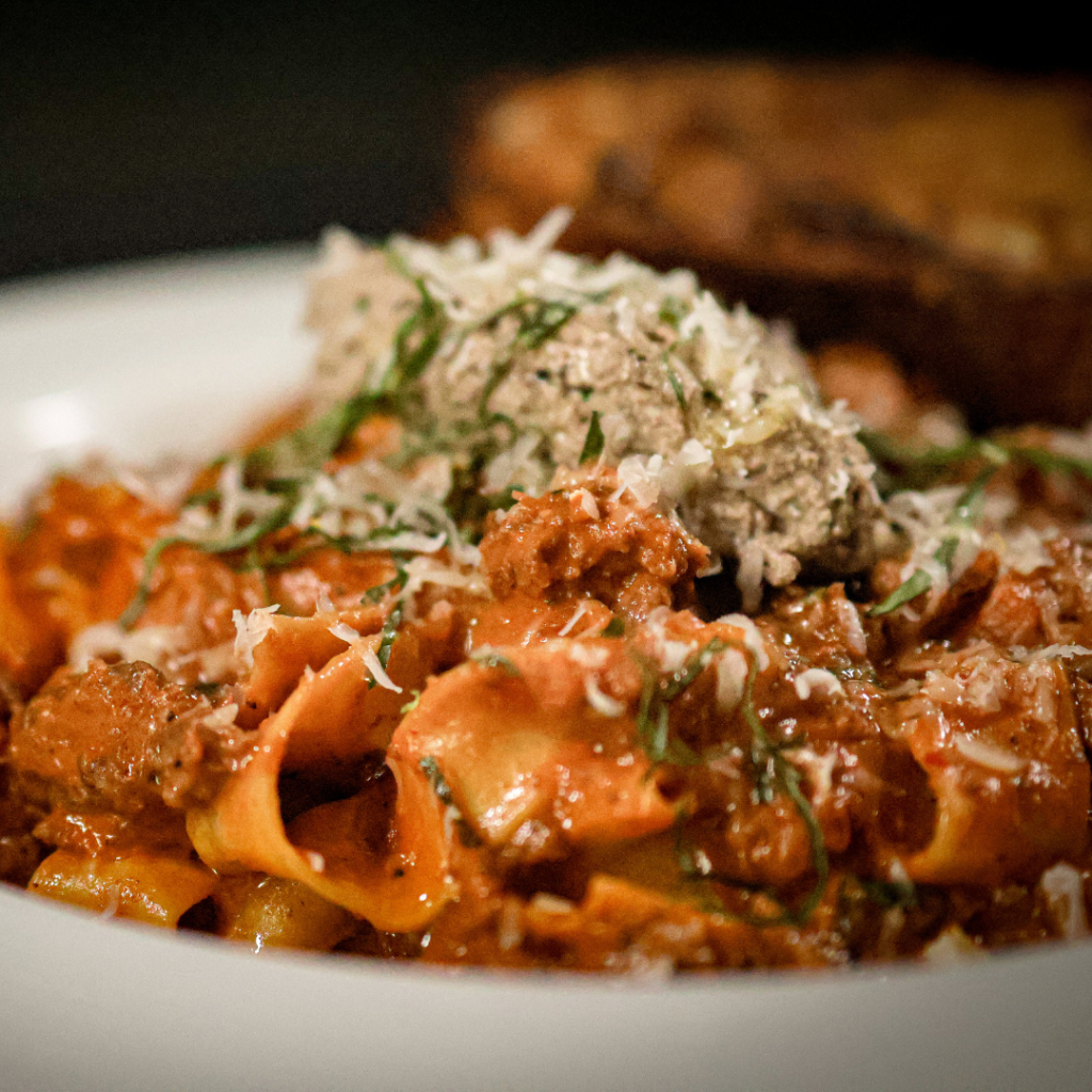 SIGNATURES - Entourage Restaurant