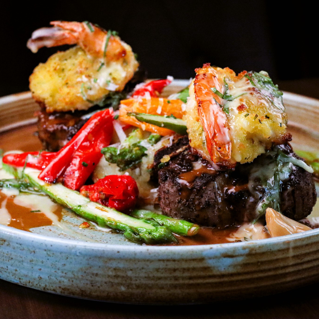 WEEKLY FEATURES - Entourage Restaurant